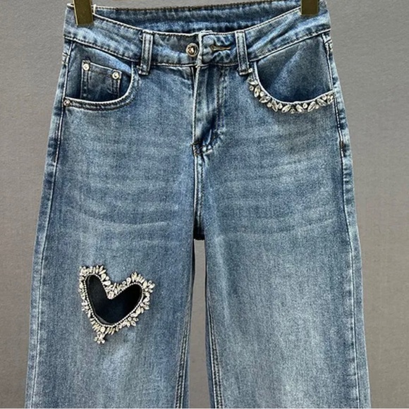 Lena Vie Boutique | Jeans | Le Petit Coeur Faded Open Heart Swarovski ...
